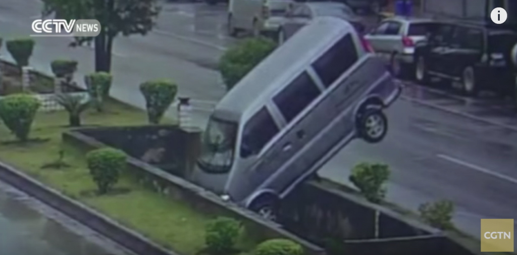 The Driver Of This Van Is Having A Really Bad Day