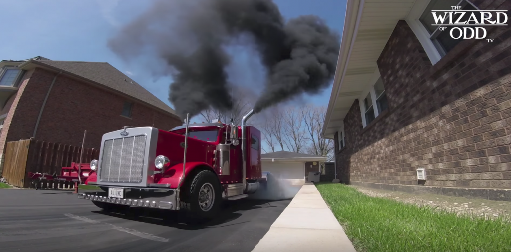 Mini Semi Truck With 1000+ HP Doing Burnouts!