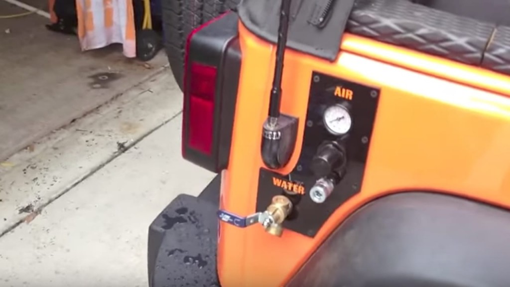 A Pressurized Running Water System Is In This Jeep Wrangler’s Bumper