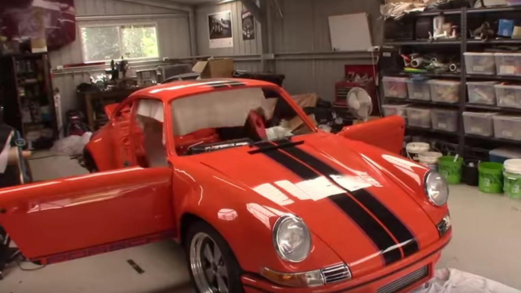 Watch A Porsche 911 Restoration In 4 Minutes