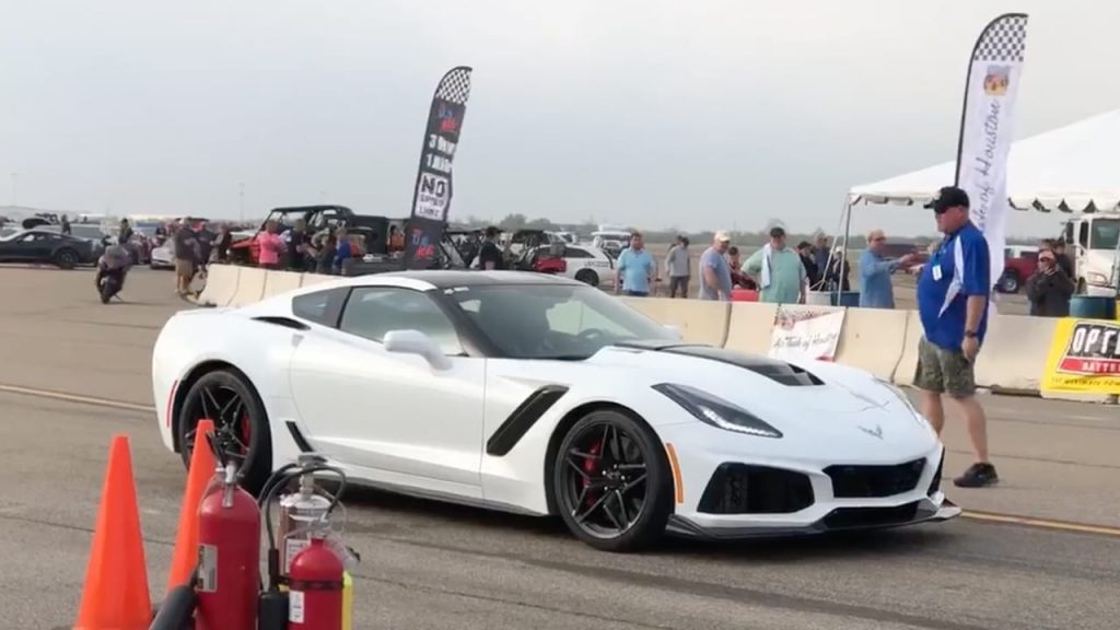 Watch A Corvette ZR1 Hit 190 MPH Without Its Giant Rear Wing