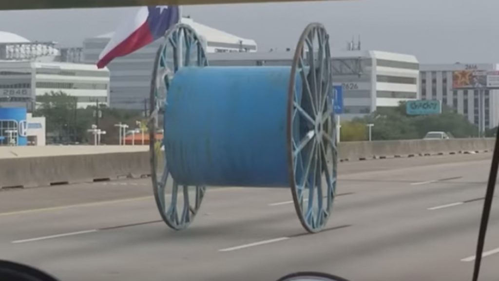 A Giant Spool Takes Over Texas Highway