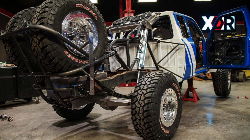 XOR’s Prerunner Ranger Gets Motor And Transmission!