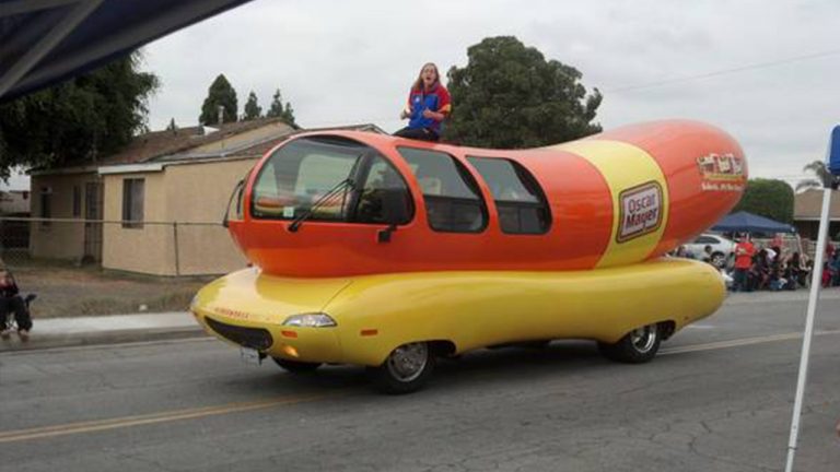 Own Your Own Oscar Mayer Wienermobile For Only $7,000