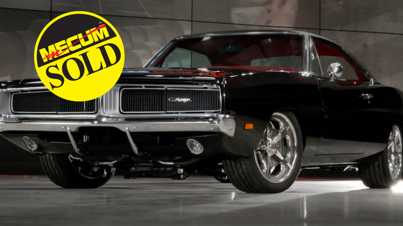 Hard Charger Sells for $200,000 at Mecum