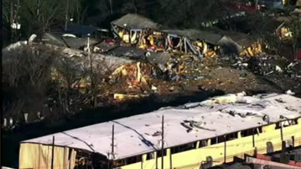 Houston Explosion Levels Shop Housing Classic Chevy Corvettes Worth $1 ...