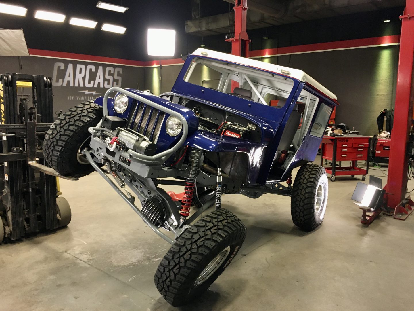 Junk Mail DJ5 Jeep : Carcass