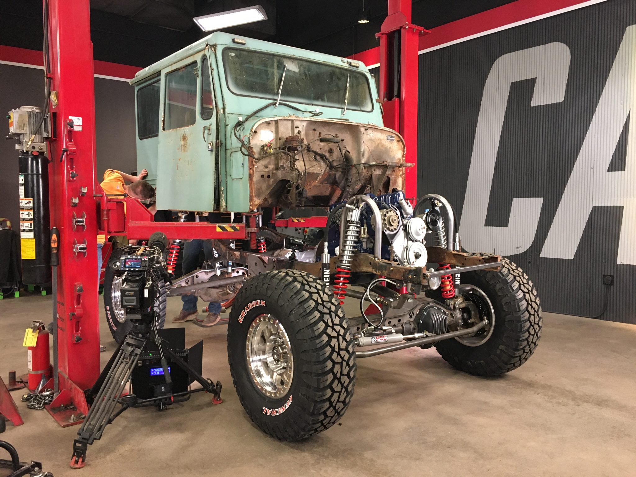 Junk Mail DJ5 Jeep : Carcass