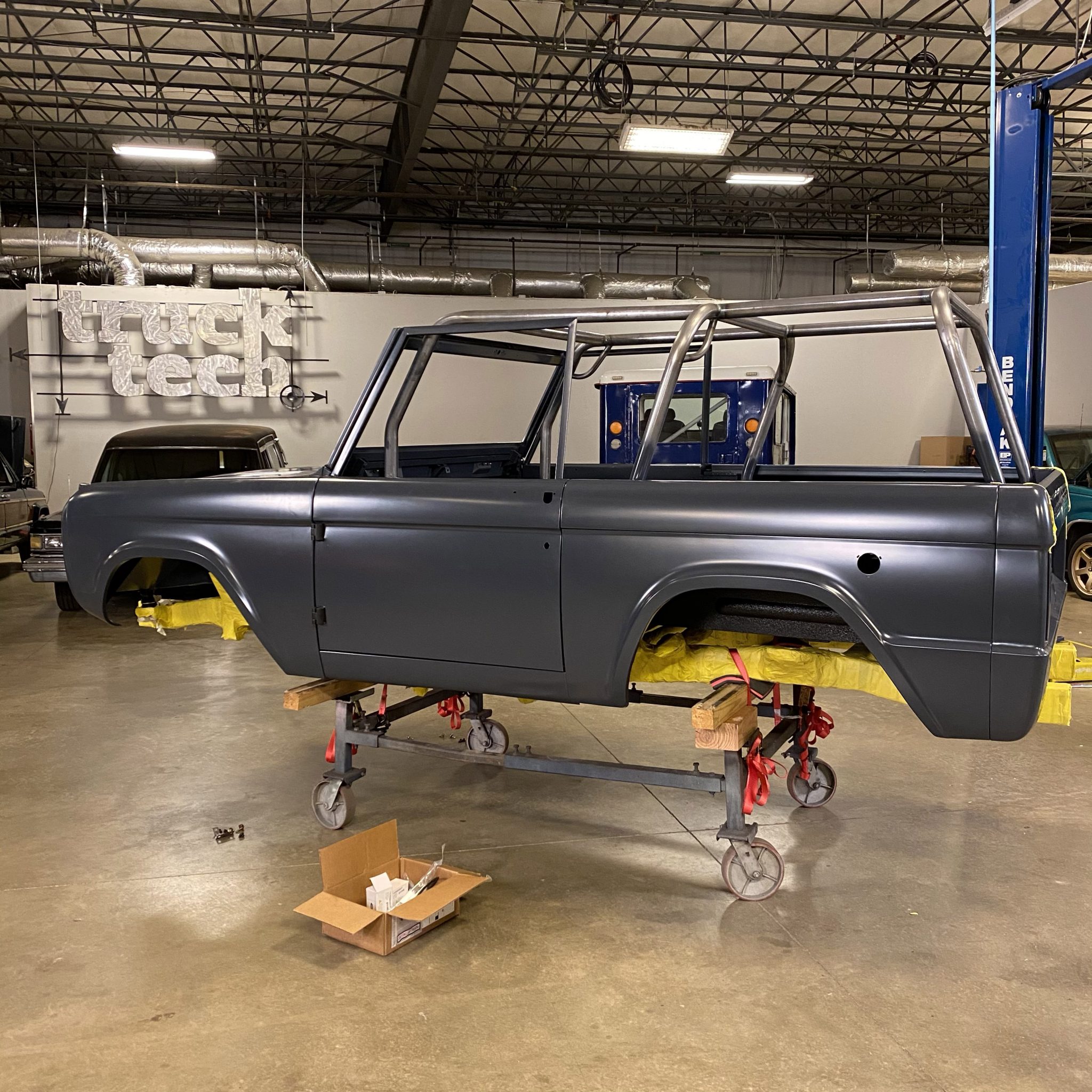 The Bronco Gets an Incredible Custom Paint Job From the Best in the ...