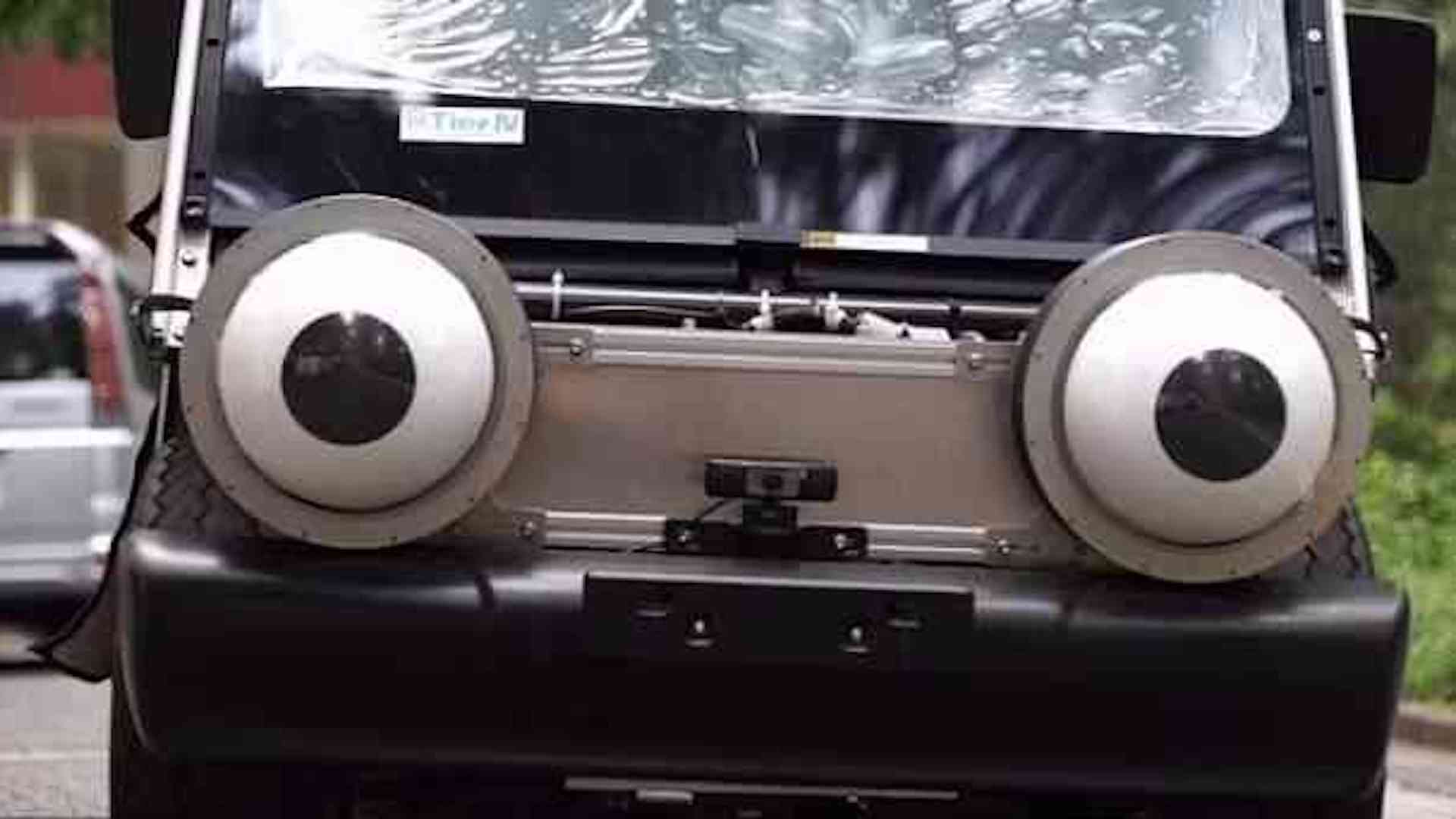 Study Shows that Adding Giant Robotic Eyes to Self-Driving Cars Makes ...