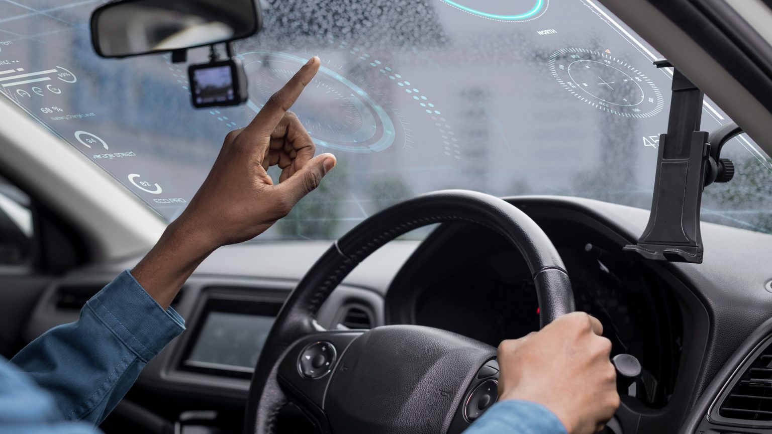 GM Files Patent That Could Introduce Augmented Reality to the Windshield