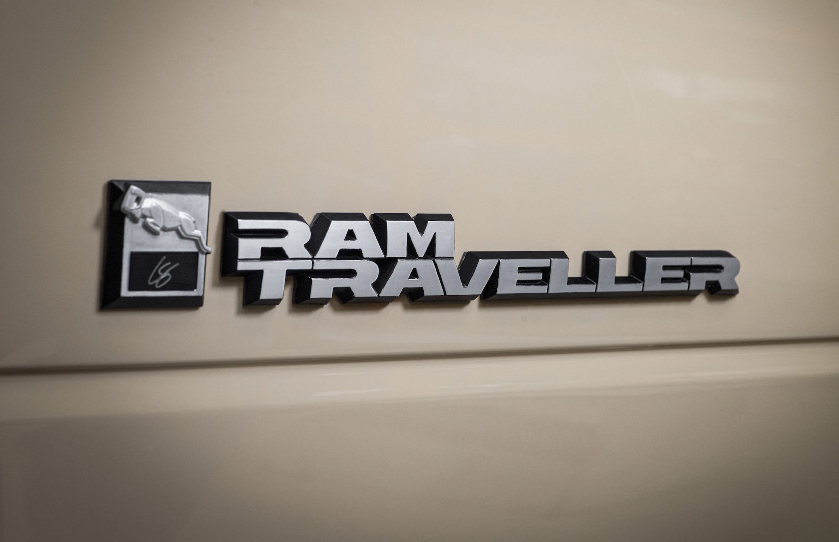 Chris Stapleton Collaborates with Ram to Design One-Of-A-Kind Ram 2500 ...