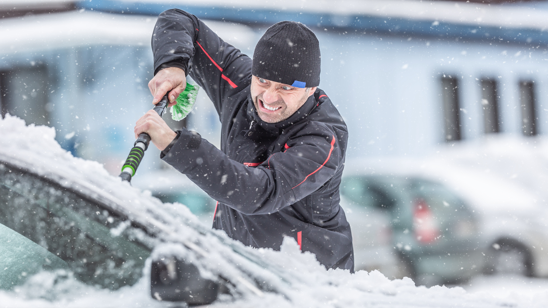 5 Winter Driving Mistakes That Are Worse Than Shoveling Snow