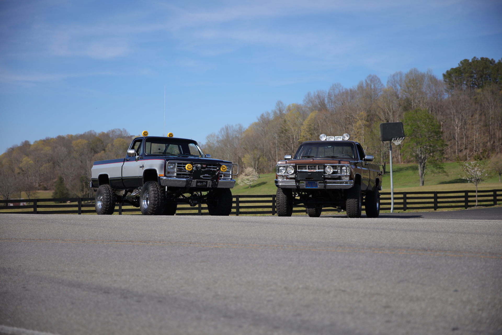 Faux Guy K10 Square Body Truck : Music City Trucks