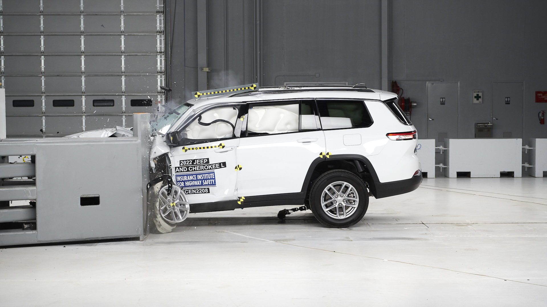 Two Jeep Grand Cherokee Models Land The Highest Safety Awards from the IIHS