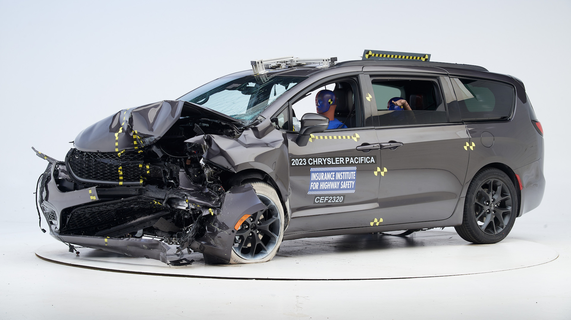 Minivans Receive Poor Grades When It Comes To Rear Passenger Safety