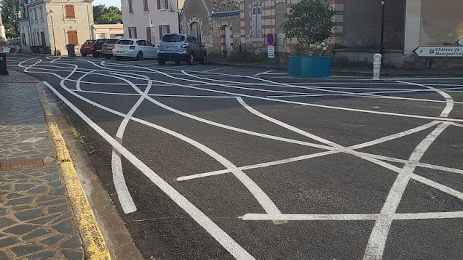 A Town Painted These Squiggly Street Lines and They’re Making Drivers ...